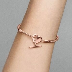 Pandora | Jewelry | Authentic New Pandora Pandora Moments Heart Tbar ...